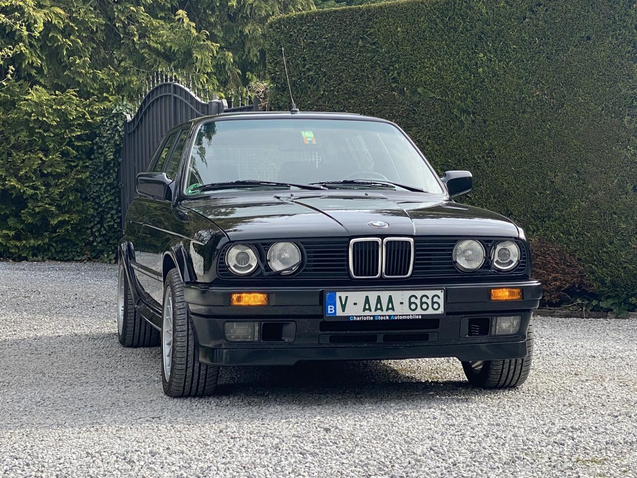 GROUP CSA-CARRO - BMW-SERIE 3-325iX E30 Touring 2.7 S3 Schnitzer