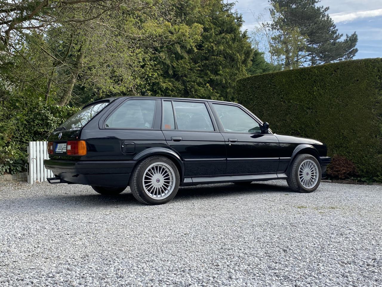 GROUP CSA-CARRO - BMW-SERIE 3-325iX E30 Touring 2.7 S3 Schnitzer